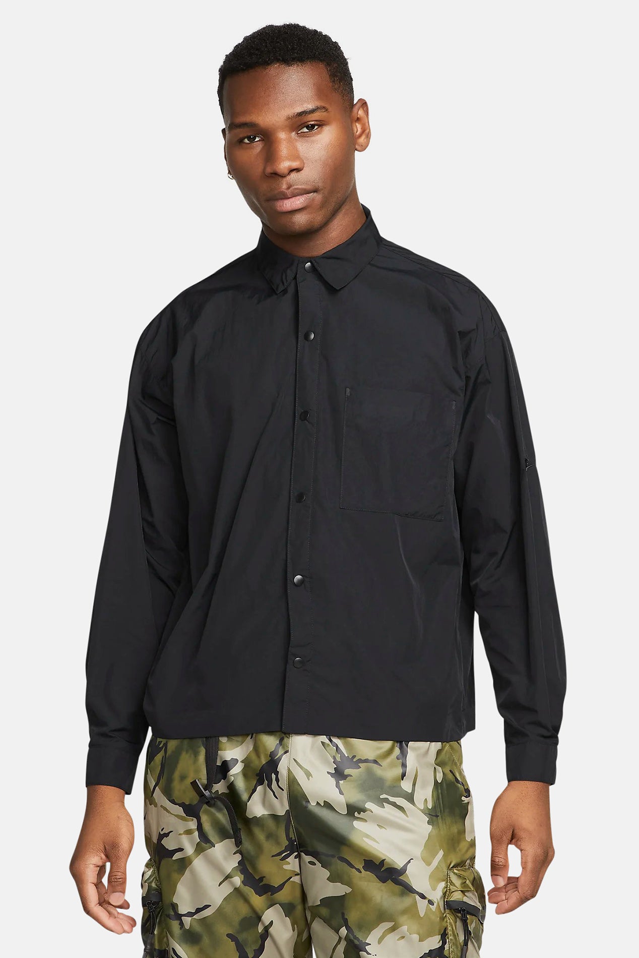 Nike Men's Sportswear Tech Pack Shirt Black – blueandcream